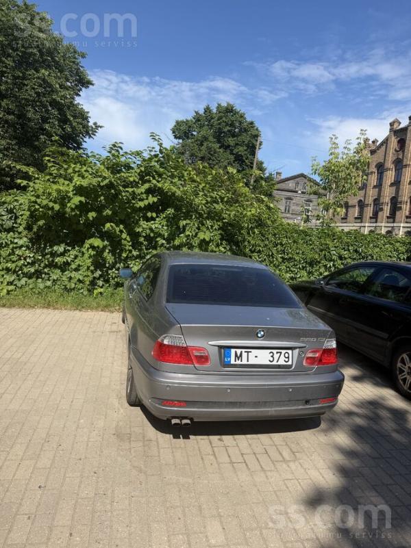 Grey BMW 320 2004 in Riga, with an engine capacity of 2.20 L and mileage of 260 thousand km for 2500 €, photo 4 on AUTOMOTO.COM.LV