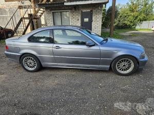 Grey BMW 320 2004 in Riga, with an engine capacity of 2.00 L and mileage of 368 thousand km for 2250 €, photo 3 on AUTOMOTO.COM.LV