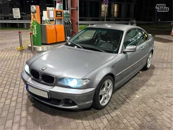 BMW 320 2004 in Vilnius on AUTOMOTO.COM.LV Grey BMW 320 2004 in Vilnius, with an engine capacity of 2.00 L and mileage of 359 thousand km for 2830 €, photo 8 on AUTOMOTO.COM.LV