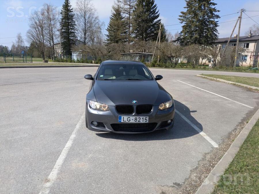 Grey BMW 320 2007 in Tallinn, with an engine capacity of 3.00 L and mileage of 251 thousand km for 2150 €, photo 2 on AUTOMOTO.COM.LV