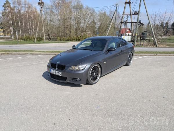 Grey BMW 320 2007 in Tallinn, with an engine capacity of 3.00 L and mileage of 251 thousand km for 2150 €, photo 4 on AUTOMOTO.COM.LV