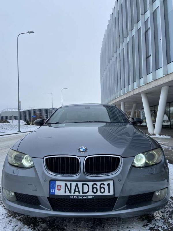 Grey BMW 320 2007 in Vilnius, with an engine capacity of 1.99 L and mileage of 248 thousand km for 5600 €, photo 3 on AUTOMOTO.COM.LV