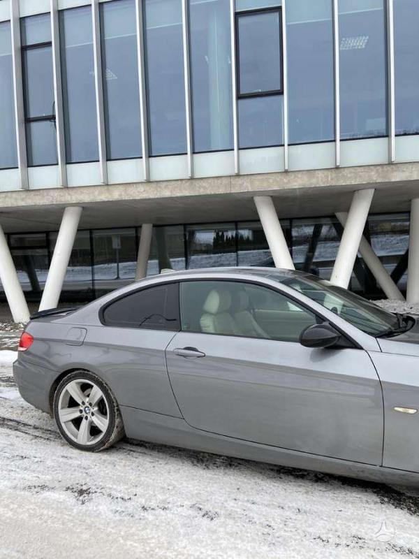 Grey BMW 320 2007 in Vilnius, with an engine capacity of 1.99 L and mileage of 248 thousand km for 5600 €, photo 8 on AUTOMOTO.COM.LV