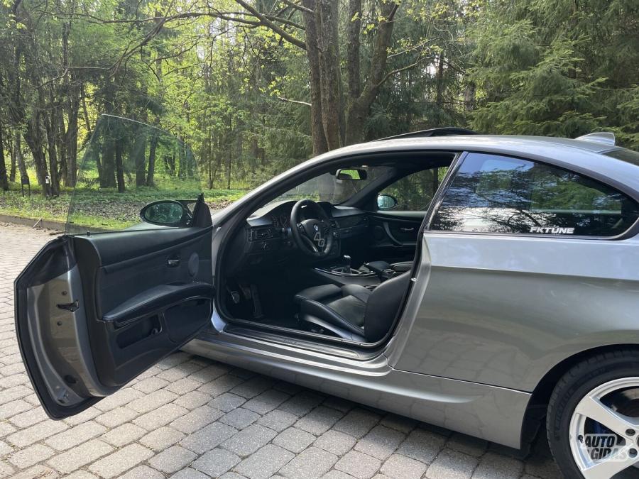 Pelēks BMW 320 2007 Viļņa, ar dzinēja tilpumu 2.00 L un nobraukumu 367 tūkst. km par 6500 €, foto 6 vietnē AUTOMOTO.COM.LV