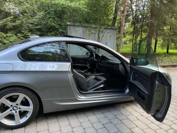 Grey BMW 320 2007 in Vilnius, with an engine capacity of 2.00 L and mileage of 367 thousand km for 6500 €, photo 6 on AUTOMOTO.COM.LV
