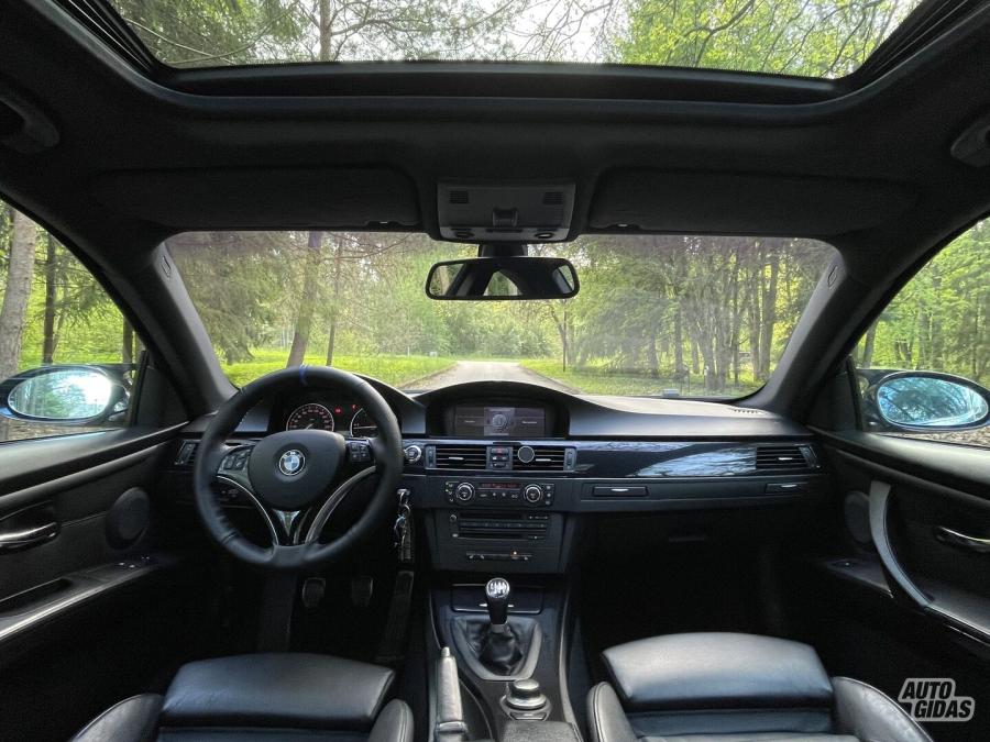 Pelēks BMW 320 2007 Viļņa, ar dzinēja tilpumu 2.00 L un nobraukumu 367 tūkst. km par 6500 €, foto 10 vietnē AUTOMOTO.COM.LV