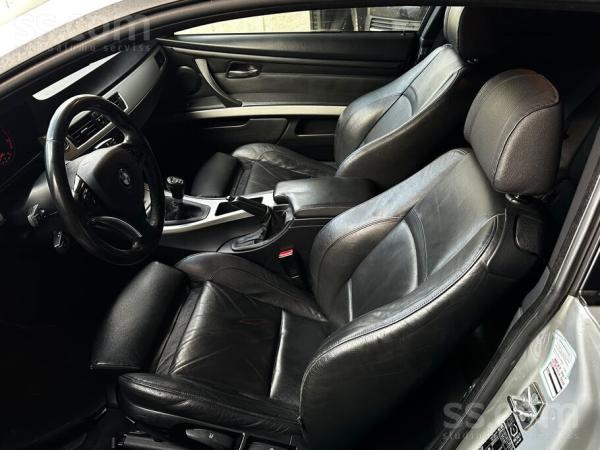 Grey BMW 320 2007 in Riga, with an engine capacity of 2.00 L and mileage of 291 thousand km for 5550 €, photo 8 on AUTOMOTO.COM.LV