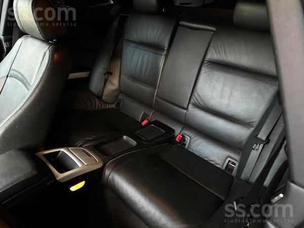 Grey BMW 320 2007 in Riga, with an engine capacity of 2.00 L and mileage of 291 thousand km for 5550 €, photo 9 on AUTOMOTO.COM.LV