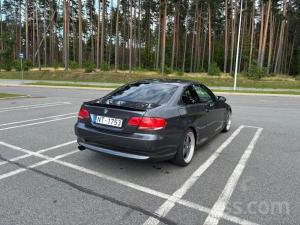 Grey BMW 320 2007 in Riga, with an engine capacity of 2.00 L and mileage of 264 thousand km for 7600 €, photo 6 on AUTOMOTO.COM.LV