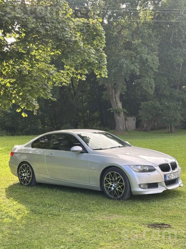Pelēks BMW 320 2007 Rēzekne, ar dzinēja tilpumu 2.00 L un nobraukumu 294 tūkst. km par 6000 €, foto 1 vietnē AUTOMOTO.COM.LV