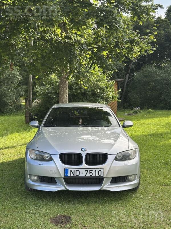 Pelēks BMW 320 2007 Rēzekne, ar dzinēja tilpumu 2.00 L un nobraukumu 294 tūkst. km par 6000 €, foto 3 vietnē AUTOMOTO.COM.LV