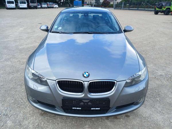 БМВ 320 2007 в Кельме на AUTOMOTO.COM.LV Серый БМВ 320 2007 в Кельме, объемом двигателя 2.00 л и пробегом 147 тыс. км за 5700 €, фото 6 на AUTOMOTO.COM.LV