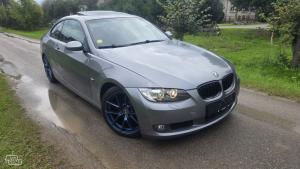 Grey BMW 320 2007 in Kaunas, with an engine capacity of 2.00 L and mileage of 273 thousand km for 4200 €, photo 3 on AUTOMOTO.COM.LV