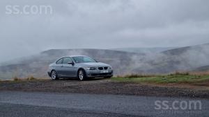 Grey BMW 320 2008 in Riga, with an engine capacity of 2.00 L and mileage of 340 thousand km for 8500 €, photo 12 on AUTOMOTO.COM.LV