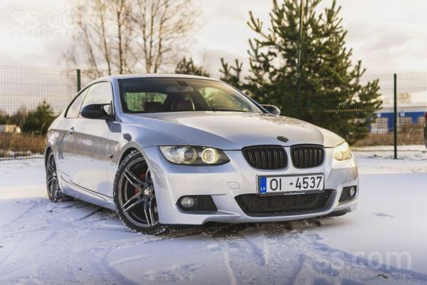 Pelēks BMW 320 2008 Rīga, ar dzinēja tilpumu 2.00 L un nobraukumu 404 tūkst. km par 7290 €, foto 3 vietnē AUTOMOTO.COM.LV