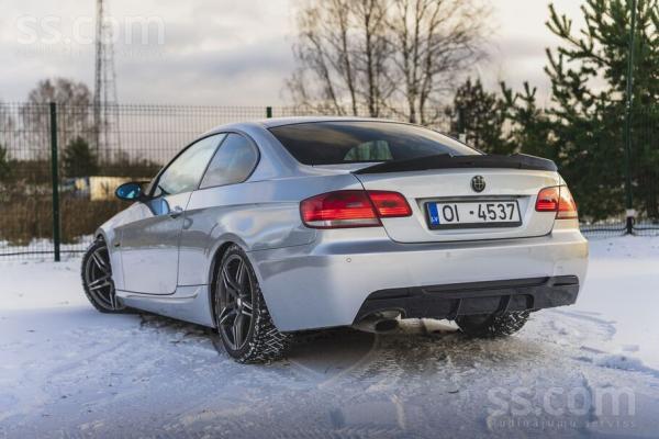 Pelēks BMW 320 2008 Rīga, ar dzinēja tilpumu 2.00 L un nobraukumu 404 tūkst. km par 7290 €, foto 4 vietnē AUTOMOTO.COM.LV