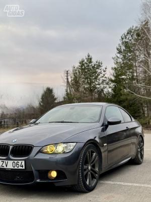 Pelēks BMW 320 2008 Viļņa, ar dzinēja tilpumu 2.00 L un nobraukumu 340 tūkst. km par 6300 €, foto 3 vietnē AUTOMOTO.COM.LV