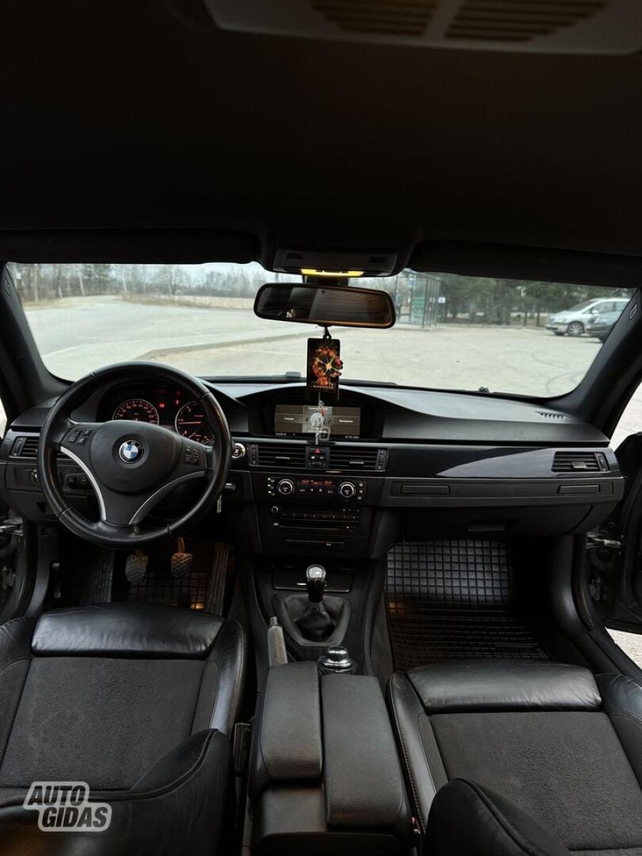 Pelēks BMW 320 2008 Viļņa, ar dzinēja tilpumu 2.00 L un nobraukumu 340 tūkst. km par 6300 €, foto 12 vietnē AUTOMOTO.COM.LV