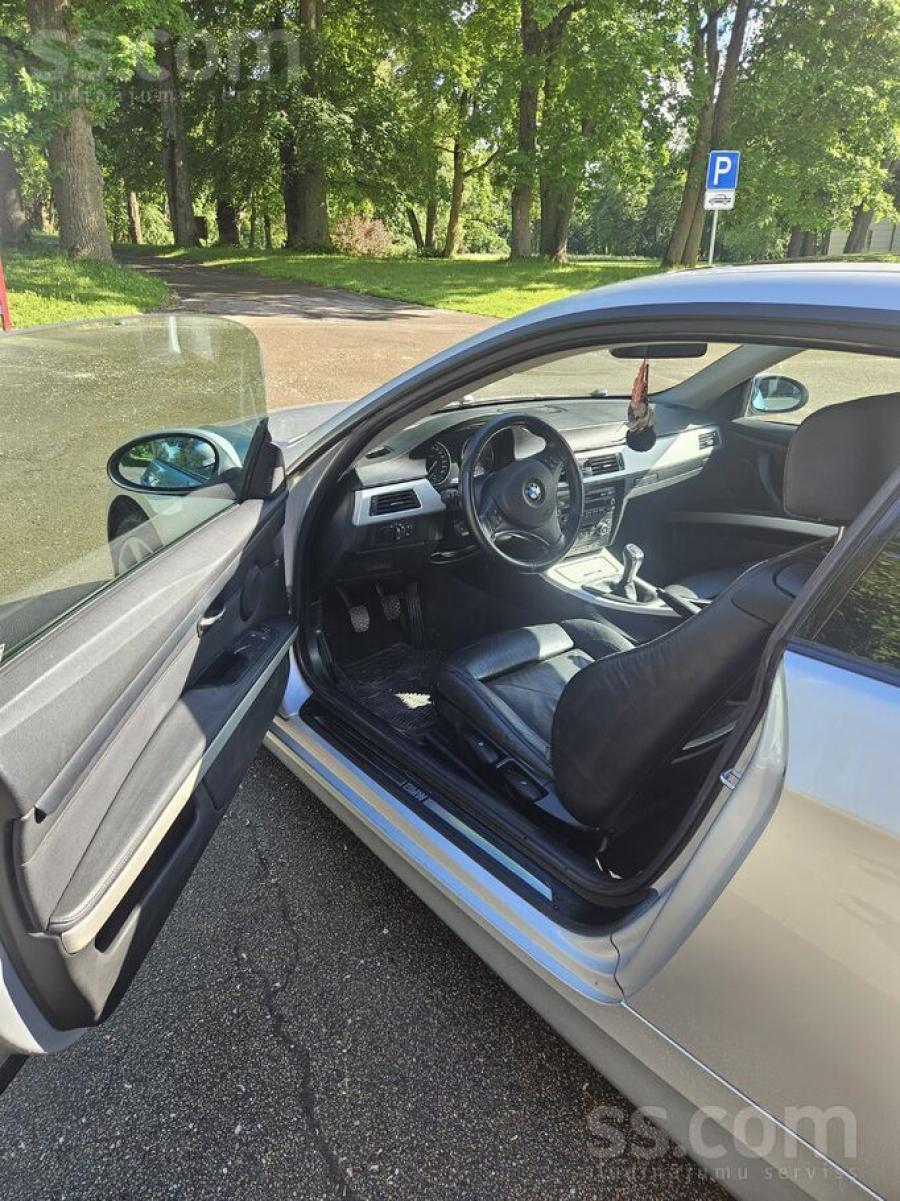 Pelēks BMW 320 2008 Bauska, ar dzinēja tilpumu 2.00 L un nobraukumu 447 tūkst. km par 5000 €, foto 5 vietnē AUTOMOTO.COM.LV