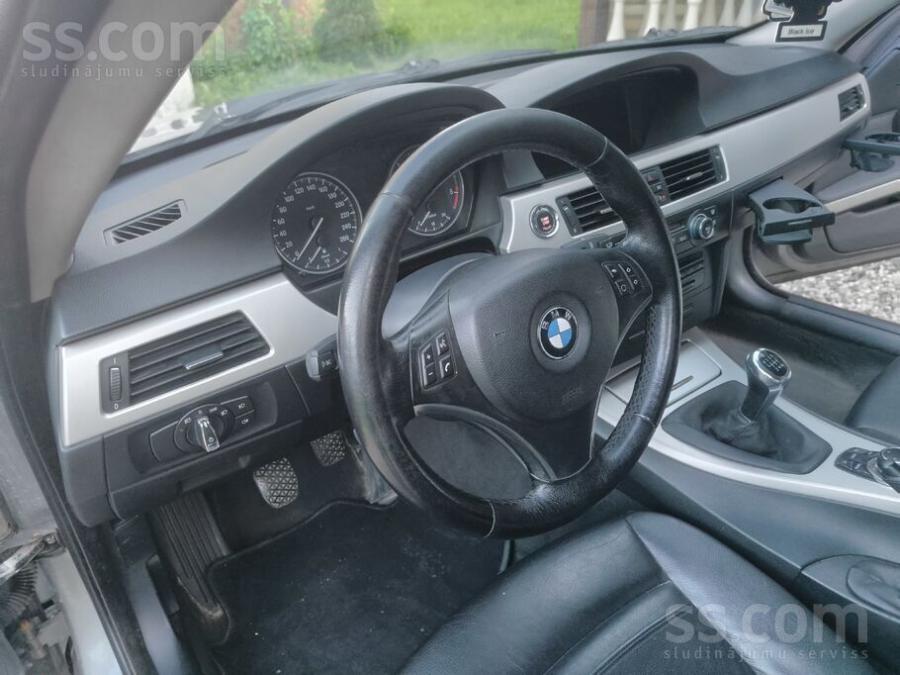 Pelēks BMW 320 2008 Daugavpils, ar dzinēja tilpumu 2.00 L un nobraukumu 368 tūkst. km par 5850 €, foto 13 vietnē AUTOMOTO.COM.LV