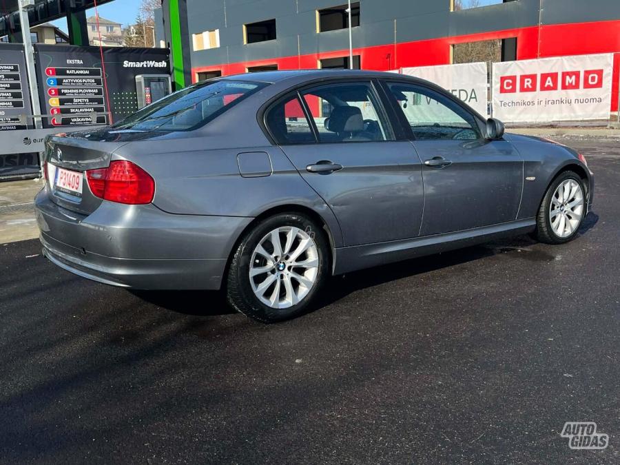 Grey BMW 320 2008 in Vilnius, with an engine capacity of 2.00 L and mileage of 290 thousand km for 2700 €, photo 4 on AUTOMOTO.COM.LV
