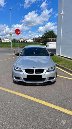 Grey BMW 320 2008 in Vilnius, with an engine capacity of 0.00 L and mileage of 380 thousand km for 6800 €, photo 5 on AUTOMOTO.COM.LV