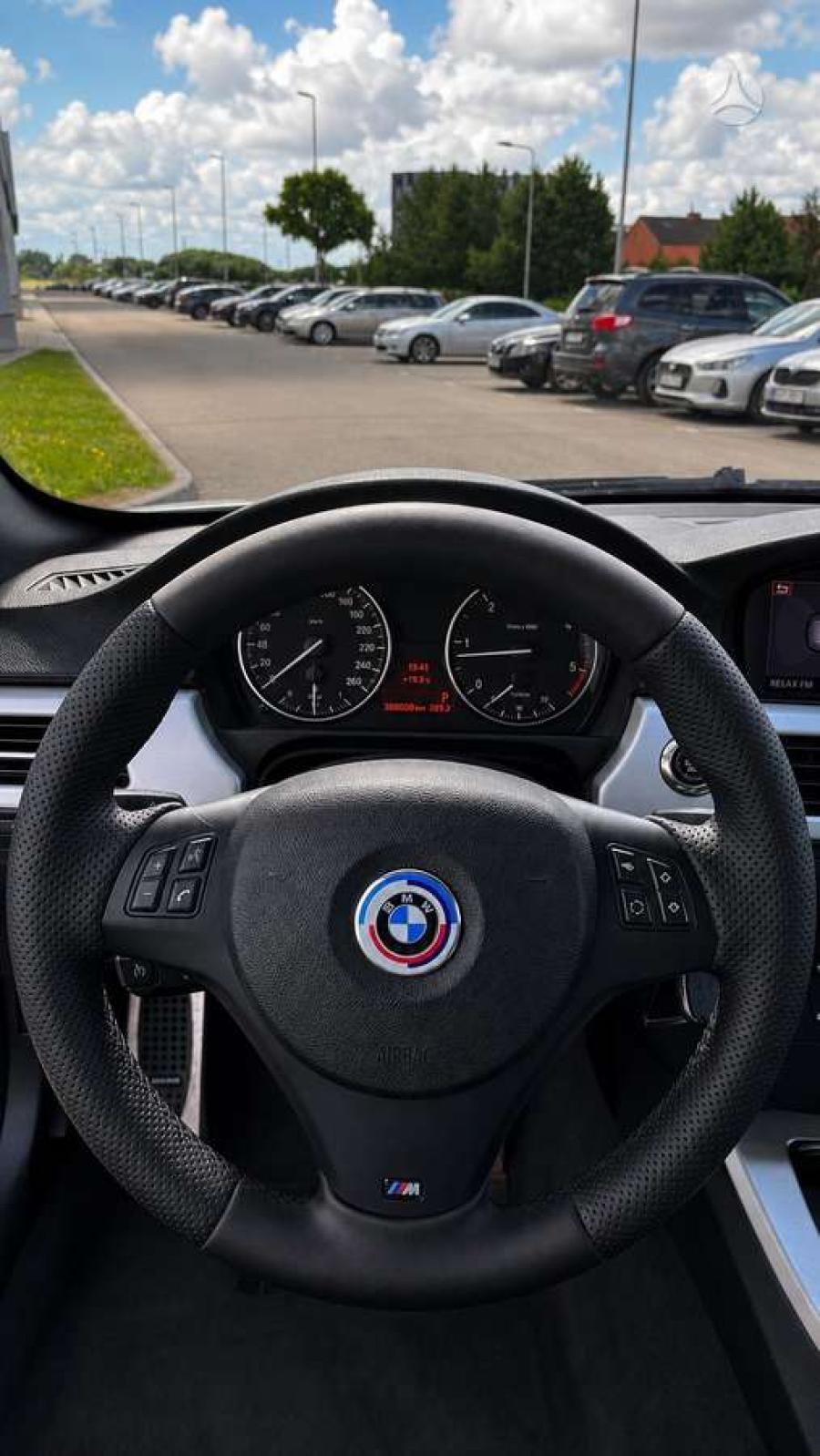 Grey BMW 320 2008 in Vilnius, with an engine capacity of 0.00 L and mileage of 380 thousand km for 6800 €, photo 10 on AUTOMOTO.COM.LV