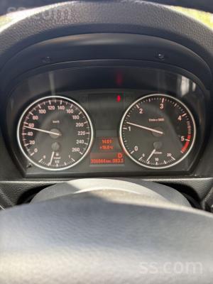Pelēks BMW 320 2008 Rīga, ar dzinēja tilpumu 2.00 L un nobraukumu 301 tūkst. km par 4900 €, foto 11 vietnē AUTOMOTO.COM.LV