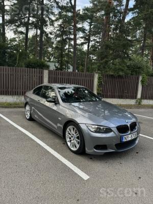 Pelēks BMW 320 2009 Rīga, ar dzinēja tilpumu 2.00 L un nobraukumu 282 tūkst. km par 7500 €, foto 2 vietnē AUTOMOTO.COM.LV