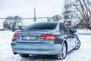 Pelēks BMW 320 2009 Rīga, ar dzinēja tilpumu 2.00 L un nobraukumu 288 tūkst. km par 6290 €, foto 7 vietnē AUTOMOTO.COM.LV