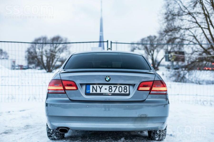 Pelēks BMW 320 2009 Rīga, ar dzinēja tilpumu 2.00 L un nobraukumu 288 tūkst. km par 6290 €, foto 8 vietnē AUTOMOTO.COM.LV