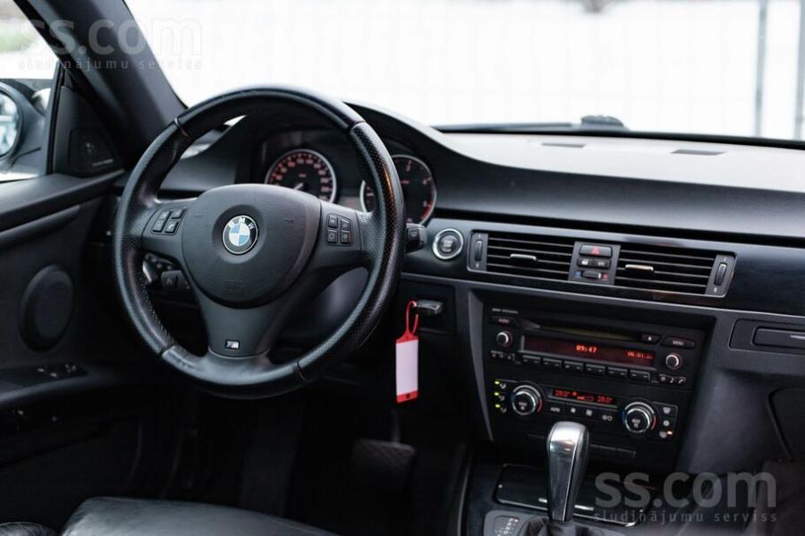 Pelēks BMW 320 2009 Rīga, ar dzinēja tilpumu 2.00 L un nobraukumu 288 tūkst. km par 6290 €, foto 24 vietnē AUTOMOTO.COM.LV