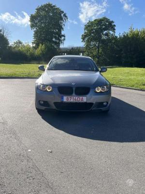Grey BMW 320 2009 in Kretinga, with an engine capacity of 2.00 L and mileage of 292 thousand km for 5200 €, photo 20 on AUTOMOTO.COM.LV