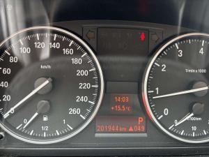 Pelēks BMW 320 2009 Viļņa, ar dzinēja tilpumu 2.00 L un nobraukumu 202 tūkst. km par 5600 €, foto 18 vietnē AUTOMOTO.COM.LV