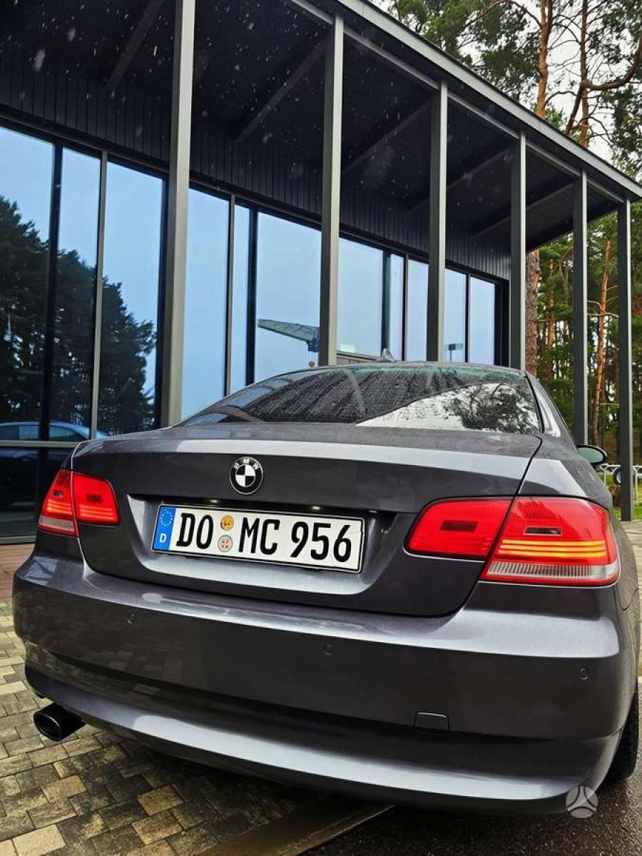 Grey BMW 320 2009 in Kaisiadorys, with an engine capacity of 2.00 L and mileage of 321 thousand km for 6250 €, photo 26 on AUTOMOTO.COM.LV