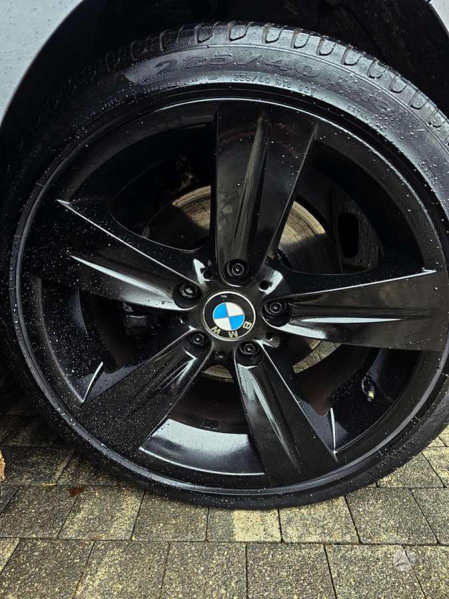 Grey BMW 320 2009 in Kaisiadorys, with an engine capacity of 2.00 L and mileage of 321 thousand km for 6250 €, photo 37 on AUTOMOTO.COM.LV