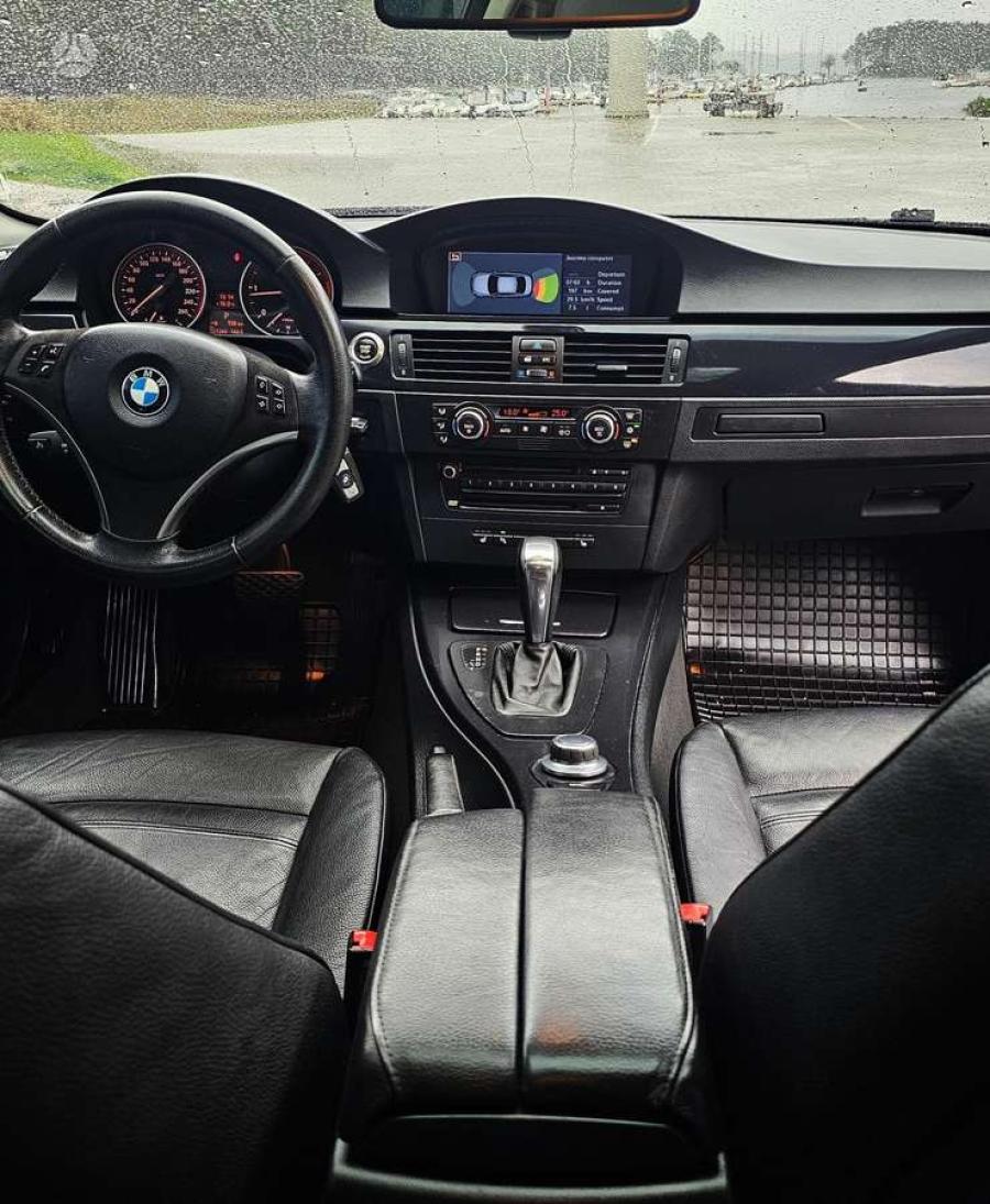 Grey BMW 320 2009 in Kaisiadorys, with an engine capacity of 2.00 L and mileage of 321 thousand km for 6250 €, photo 43 on AUTOMOTO.COM.LV