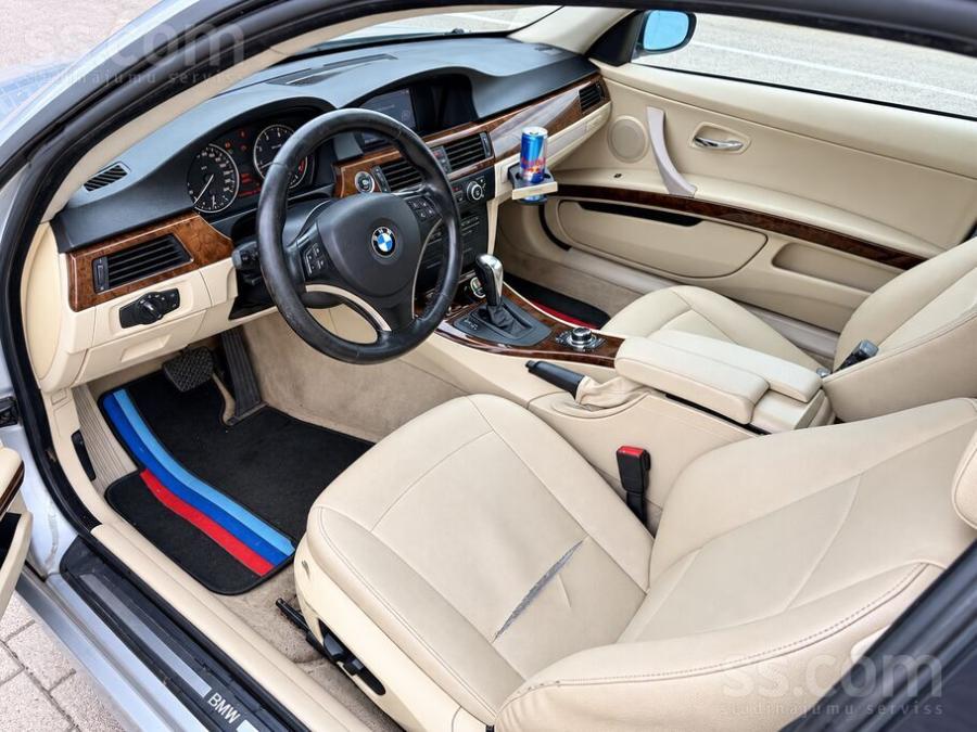 Pelēks BMW 320 2009 Rīga, ar dzinēja tilpumu 2.00 L un nobraukumu 291 tūkst. km par 5800 €, foto 7 vietnē AUTOMOTO.COM.LV