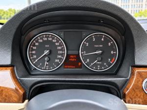 Pelēks BMW 320 2009 Rīga, ar dzinēja tilpumu 2.00 L un nobraukumu 291 tūkst. km par 5800 €, foto 9 vietnē AUTOMOTO.COM.LV