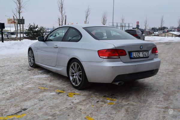 Pelēks BMW 320 2010 Viļņa, ar dzinēja tilpumu 2.00 L un nobraukumu 258 tūkst. km par 6650 €, foto 7 vietnē AUTOMOTO.COM.LV