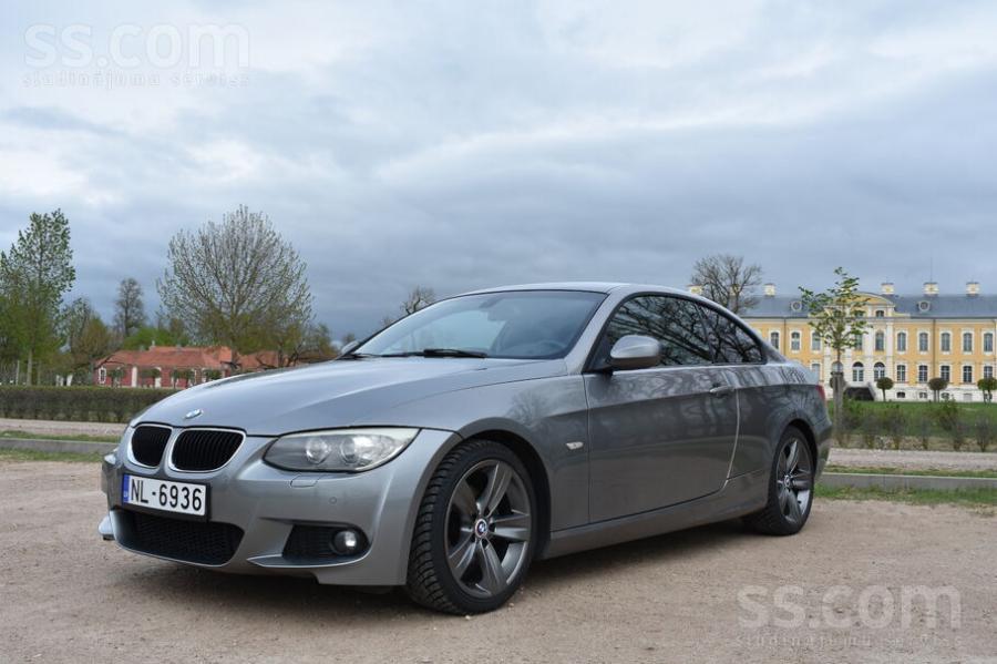 Grey BMW 320 2010 in Jelgava, with an engine capacity of 2.00 L and mileage of 289 thousand km for 10000 €, photo 4 on AUTOMOTO.COM.LV