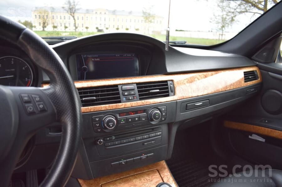 Grey BMW 320 2010 in Jelgava, with an engine capacity of 2.00 L and mileage of 289 thousand km for 10000 €, photo 11 on AUTOMOTO.COM.LV