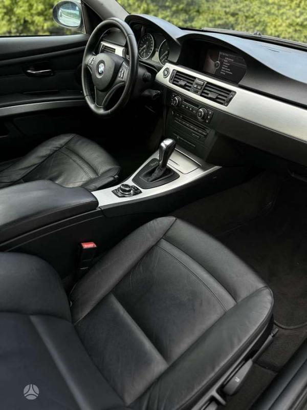 Pelēks BMW 320 2010 Viļņa, ar dzinēja tilpumu 2.00 L un nobraukumu 286 tūkst. km par 5999 €, foto 6 vietnē AUTOMOTO.COM.LV