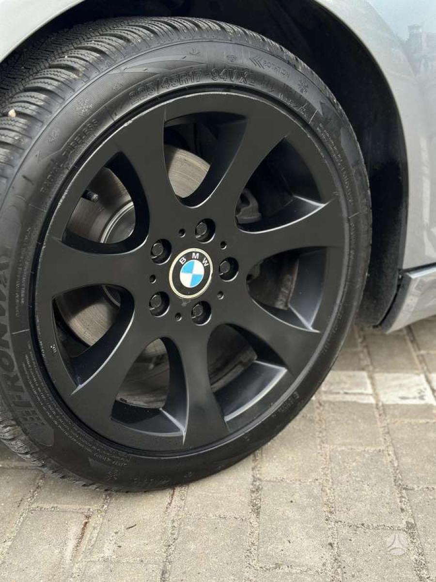 Grey BMW 320 2010 in Vilnius, with an engine capacity of 2.00 L and mileage of 286 thousand km for 5999 €, photo 13 on AUTOMOTO.COM.LV