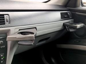 Grey BMW 320 2011 in Riga, with an engine capacity of 2.00 L and mileage of 240 thousand km for 7490 €, photo 9 on AUTOMOTO.COM.LV