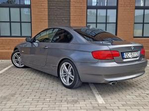 Grey BMW 320 2011 in Riga, with an engine capacity of 2.00 L and mileage of 240 thousand km for 7490 €, photo 17 on AUTOMOTO.COM.LV