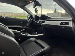 Grey BMW 320 2011 in Kaunas, with an engine capacity of 2.00 L and mileage of 278 thousand km for 5900 €, photo 13 on AUTOMOTO.COM.LV