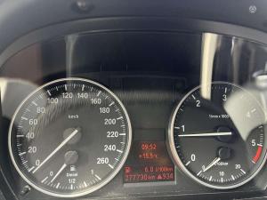 Grey BMW 320 2011 in Kaunas, with an engine capacity of 2.00 L and mileage of 278 thousand km for 5900 €, photo 29 on AUTOMOTO.COM.LV