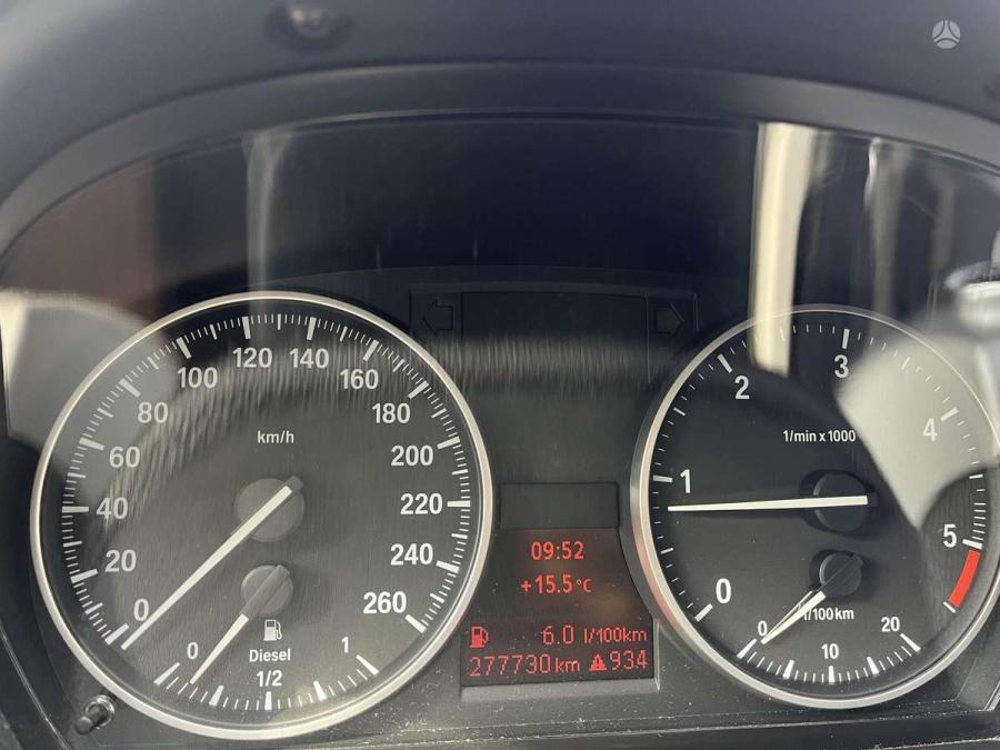 Grey BMW 320 2011 in Kaunas, with an engine capacity of 2.00 L and mileage of 278 thousand km for 5900 €, photo 29 on AUTOMOTO.COM.LV