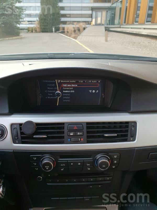 Grey BMW 320 2012 in Riga, with an engine capacity of 2.00 L and mileage of 203 thousand km for 8000 €, photo 4 on AUTOMOTO.COM.LV